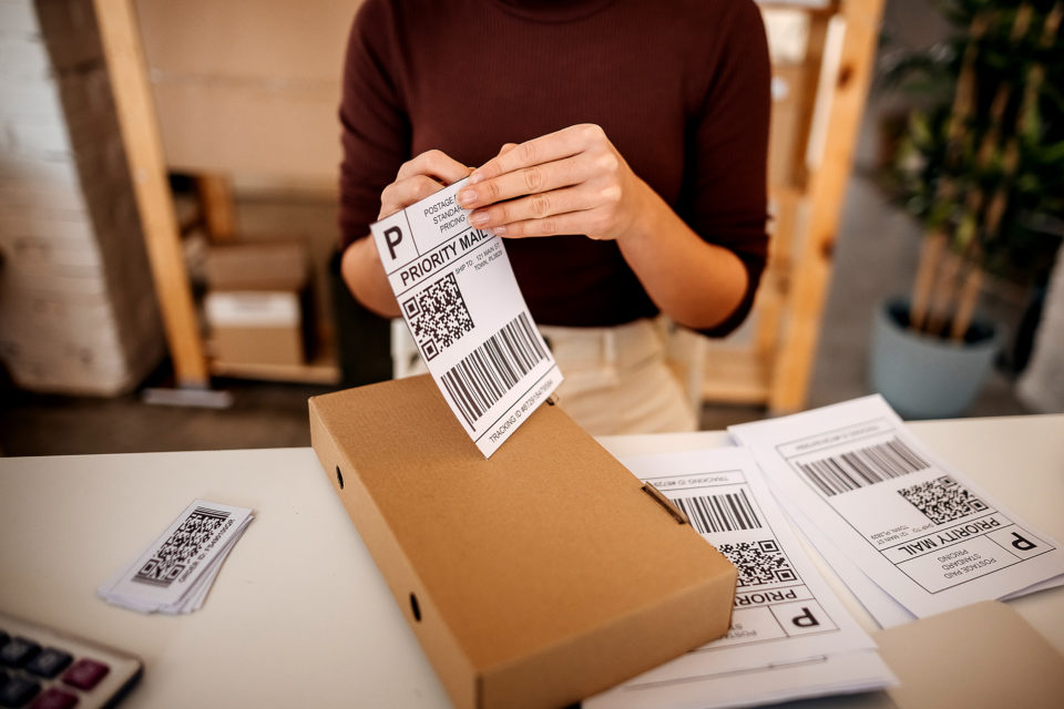 5 Shipping Methods for Online Stores